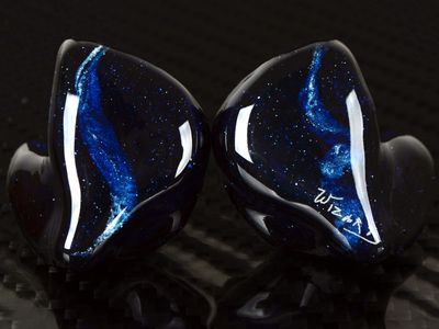 Tai nghe in-ear là gì? Tại sao in-ear lại phổ biến như vậy?